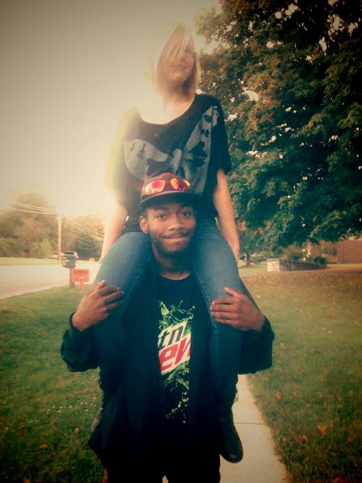 Ultimate shoulder rides / I'm back! And I have stories!