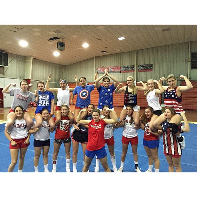 Ultimate shoulder rides / New Pics